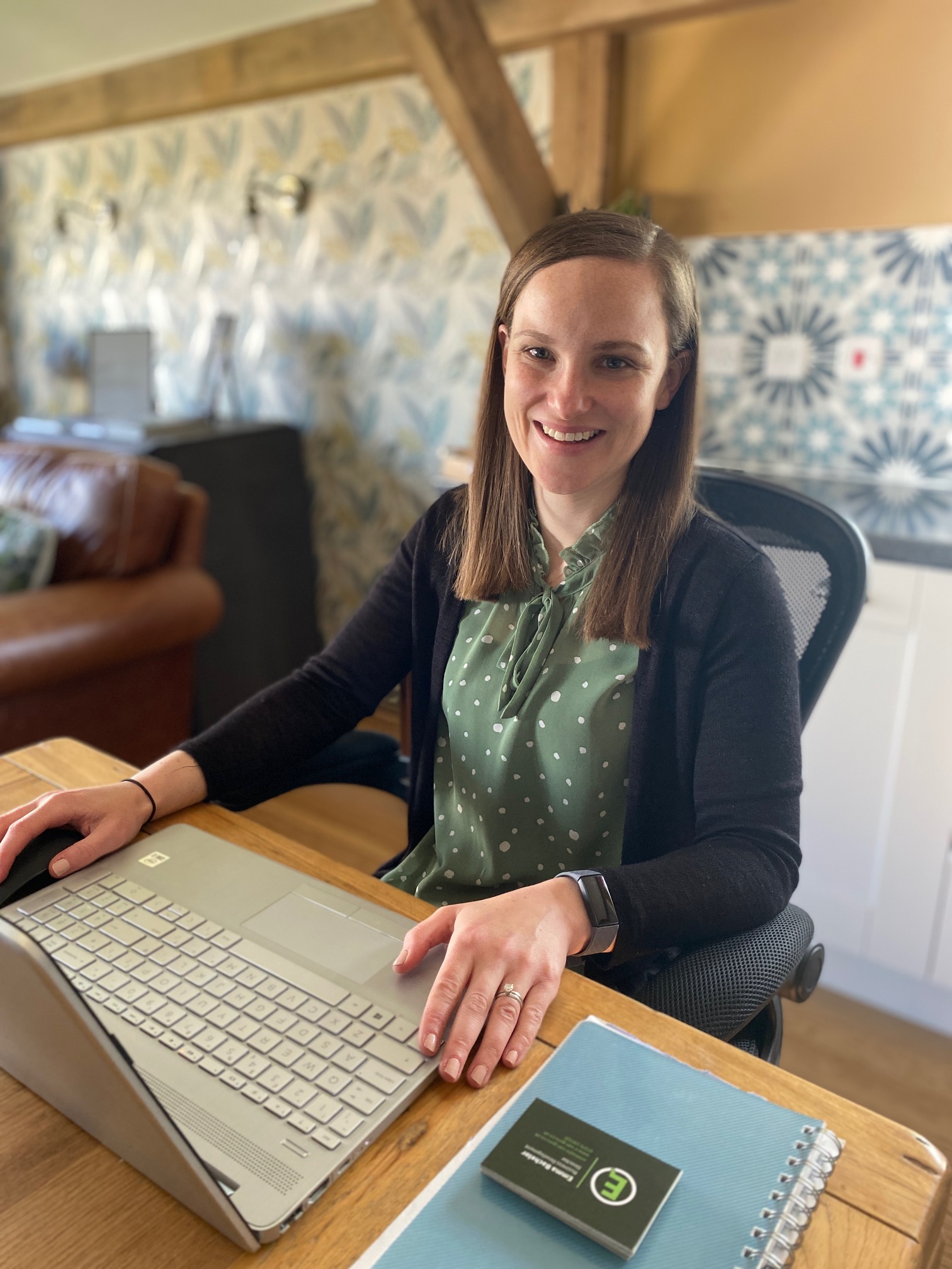 Emma Bachelor - E-Van Guru